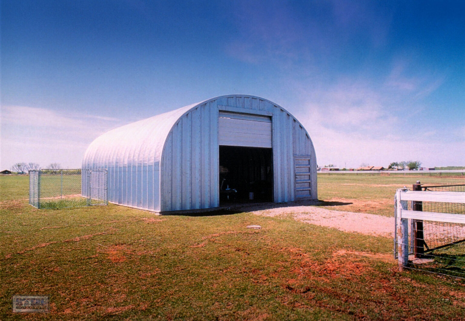 Steel Arch Buildings, Garages, & Commerical Metal Buildings