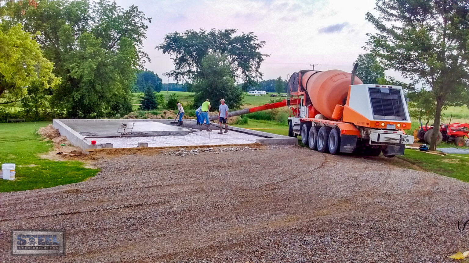 Celebrating the Splendid Beauty of The S-Model Steel Arch Buildings ...